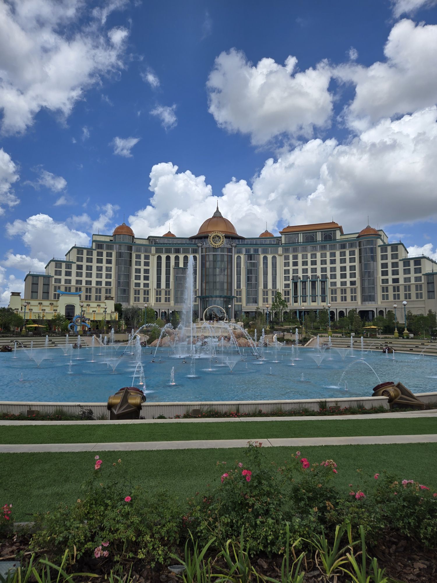 Epic Universe: Celestial Park – Queue Chronicles